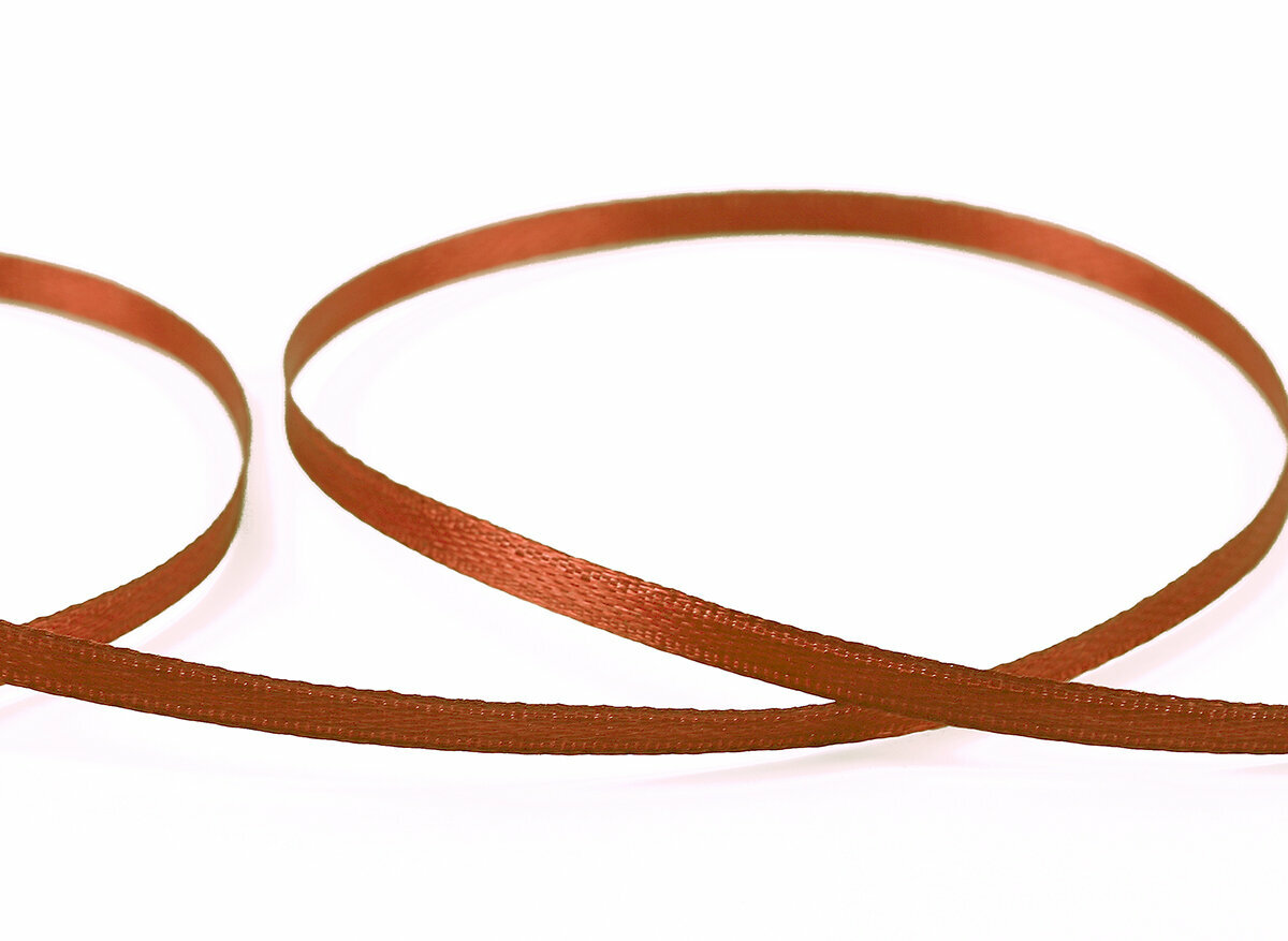 Лента атласная 3 мм (1/8 ") Gamma AL-3P двухстор. 91.4 м №037 св. коричневый