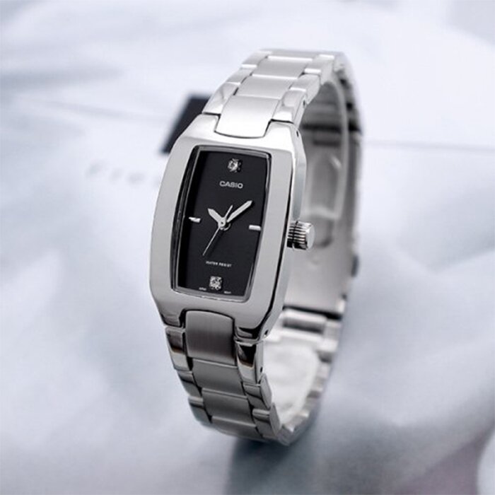 Наручные часы CASIO Collection, серебристый — фото 1