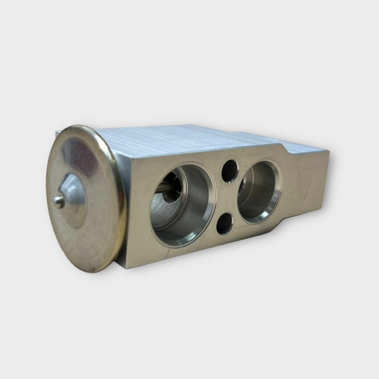 Терморегулирующий вентиль Lada Granta/Lada 4х4/Chevrolet Niva/Niva Travel FROST-8116110-01