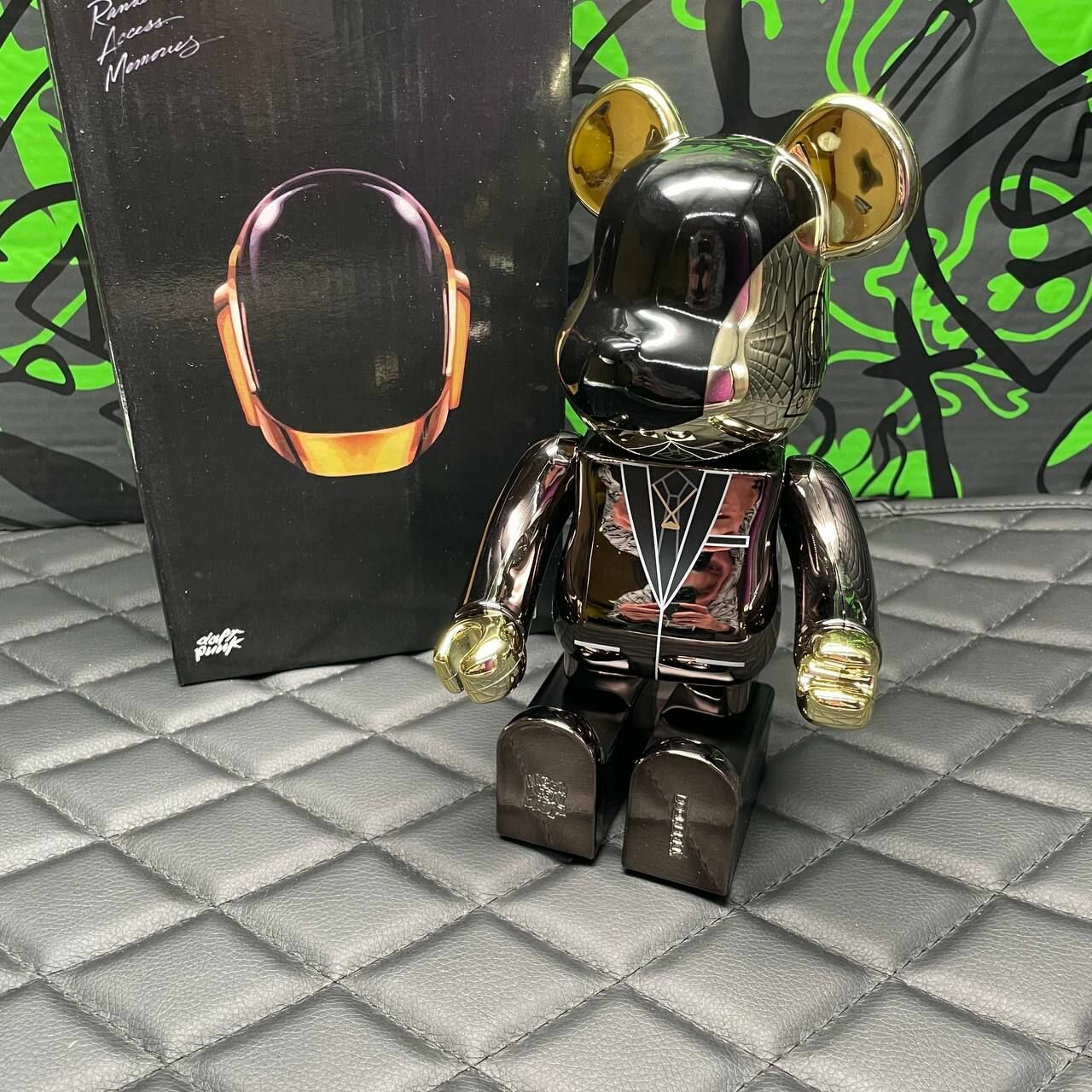 Фигурка Bearbrick "Daft Punk", ABS-пластик, хромированная, 28см, от 10лет — фото 1
