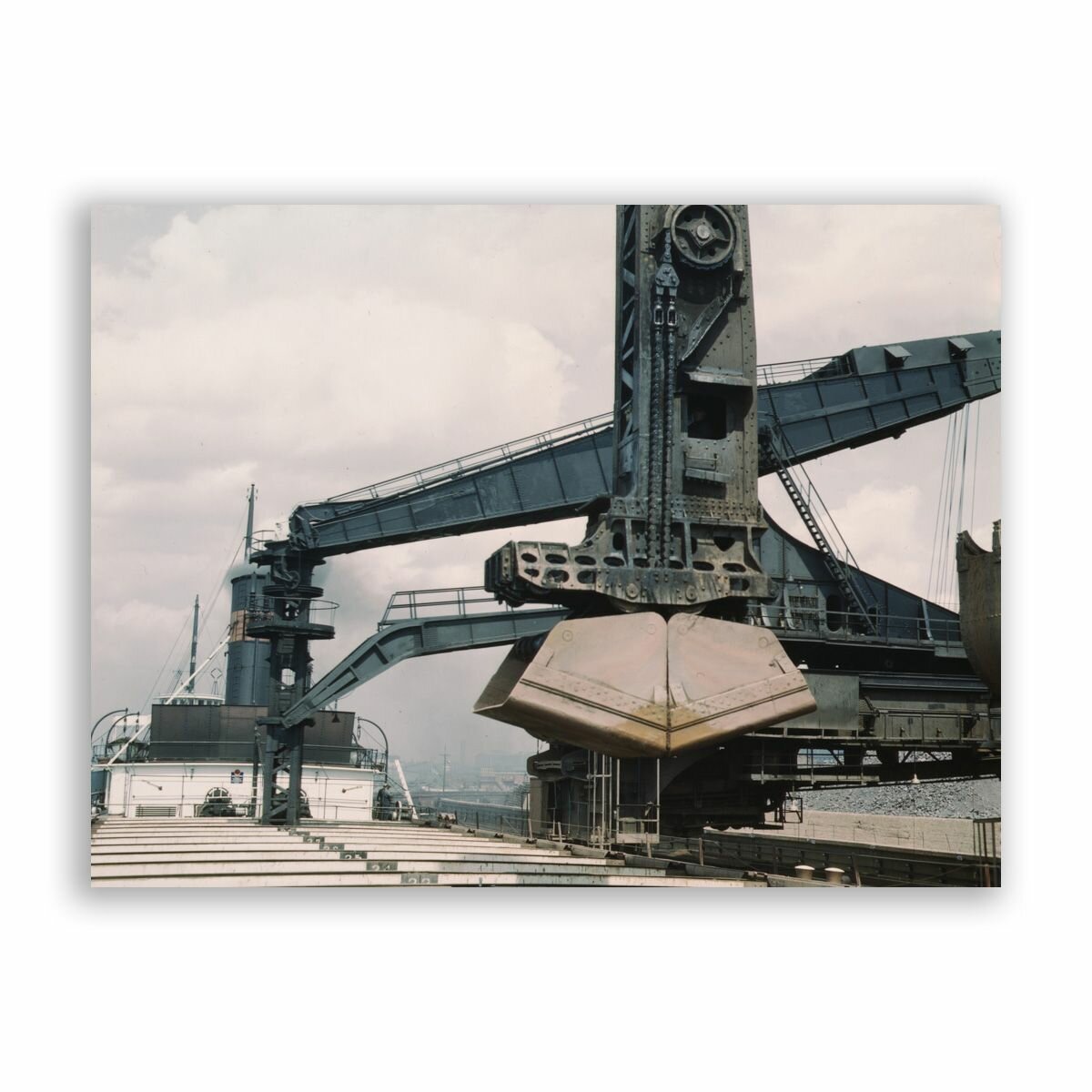 Постер, плакат на бумаге / Американские индустриальные ретро фотографии / Размер 30 x 40 см