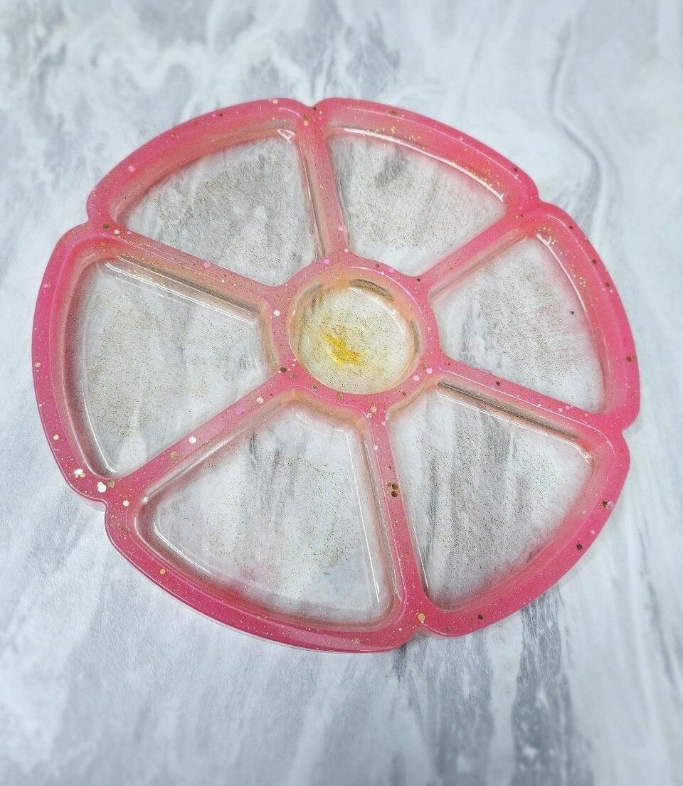 Менажница из эпоксидной смолы диаметр - 29 см, 7 секции