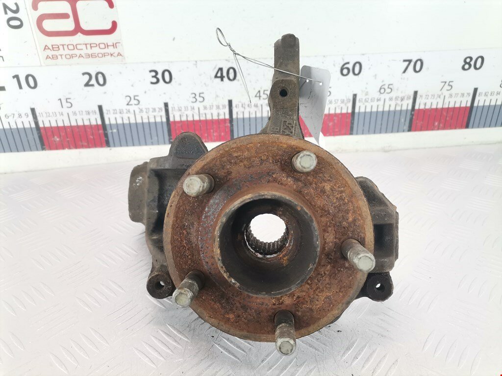 Ступица (кулак цапфа) передняя левая Ford Focus 3 1820754 арт. 1763029