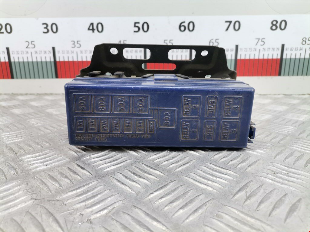 Блок предохранителей Suzuki Ignis 1 арт. 1826971