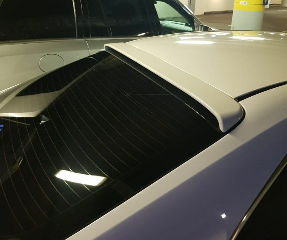 Спойлер на стекло Тойота Камри 40 Черный глянец Toyota Camry ХV40