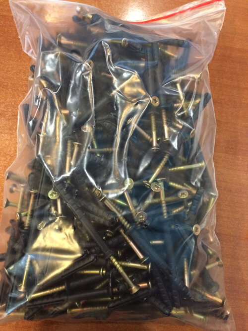 Дюбель 6х60 с шурупом (500шт.) 1упак