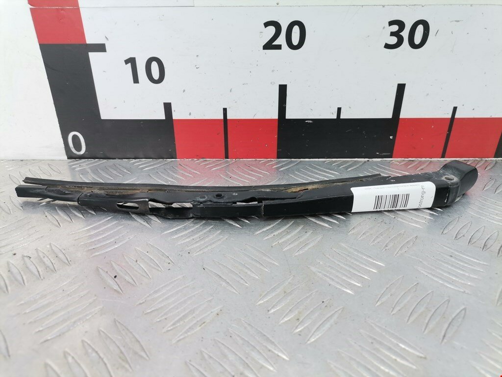 Поводок стеклоочистителя заднего Ford C-MAX 1 3M51R17526AA арт. 1803036