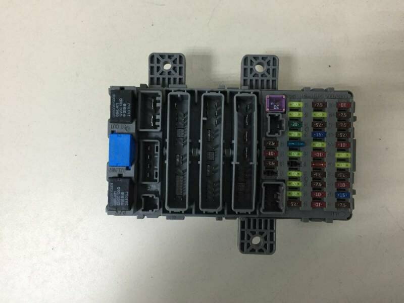 Блок предохранителей Honda Civic 5D 2006-2012 кат.номер: 38200SMK307