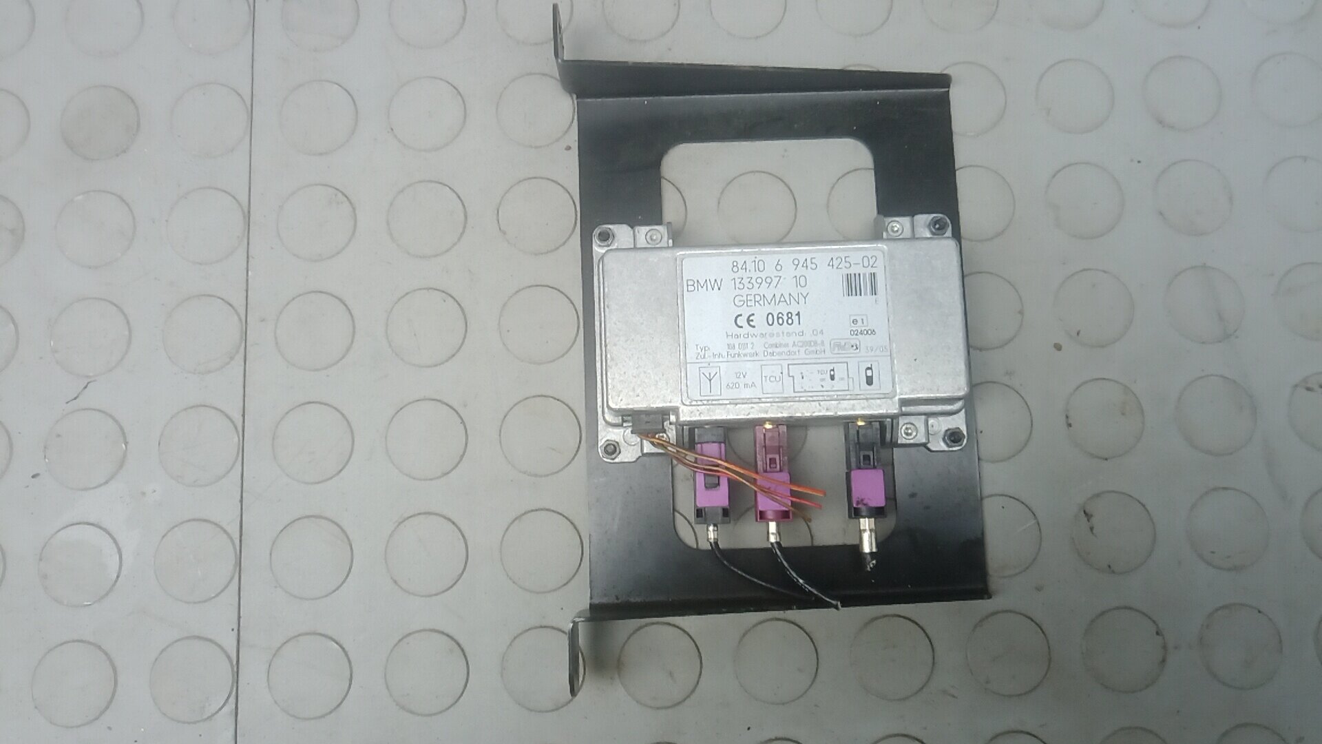 Усилитель антенны BMW X5 E53, Номер 13399710