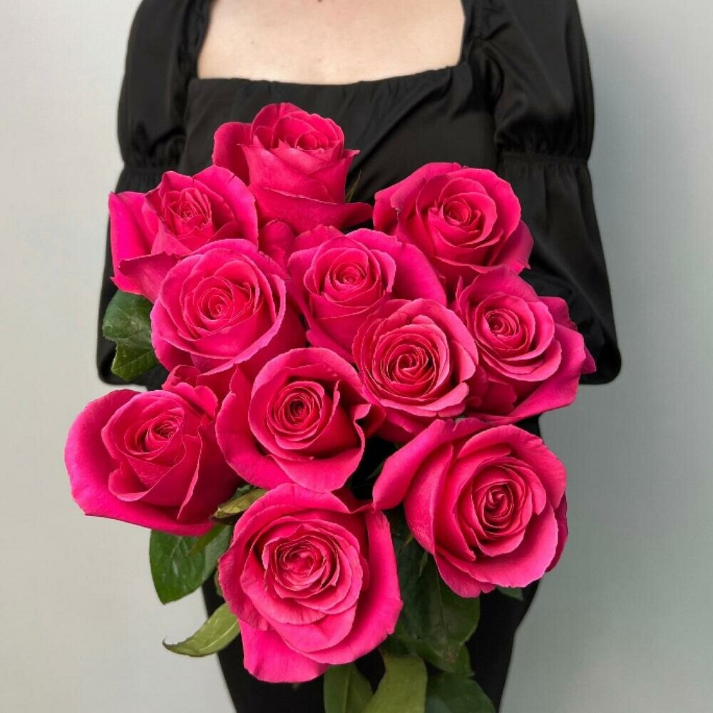 Букет из розовых роз, на стебле, 11 шт. сорт " Пинк Флойд", цвет розовый