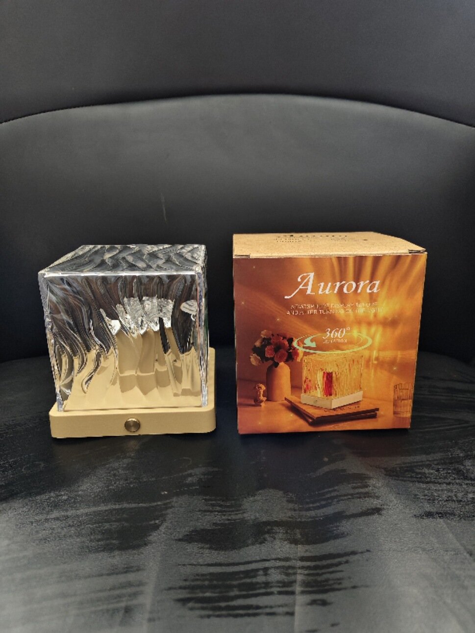 Трансграничное динамическое освещение с эффектом водной ряби, света и тени, имитирующее северное сияние.