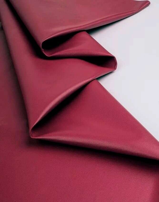 Искусственная кожа (кожзам) "Руфина" эластичная (стрейч), бордовая, 1 метр ткани