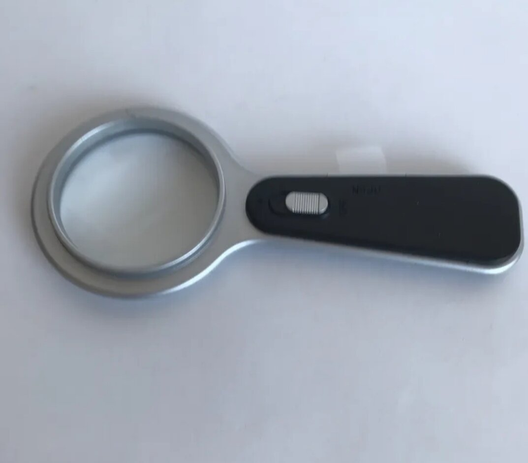 Лупа увеличительная, с подсветкой, диаметр линзы 50мм, круглая