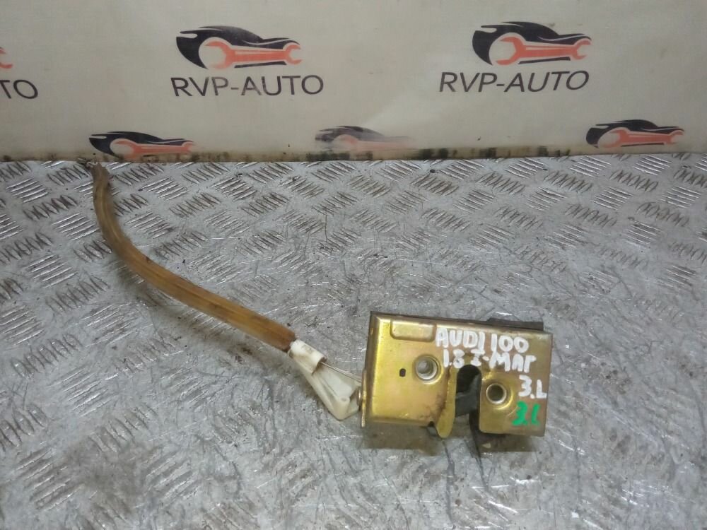 Замок двери задней левой Audi 100 C3 1982-1991 443839016N