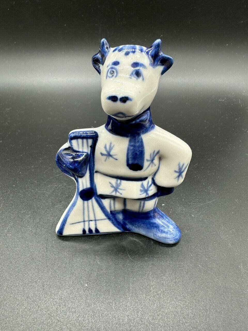 Статуэтка Козлик музыкант Гжель Фарфор винтажная