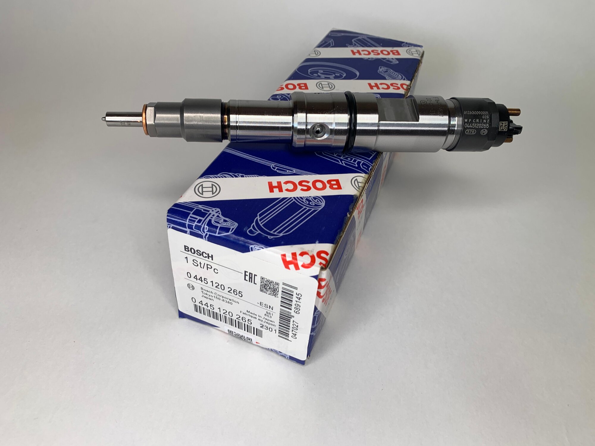 Форсунка топливная Bosch 0445120265