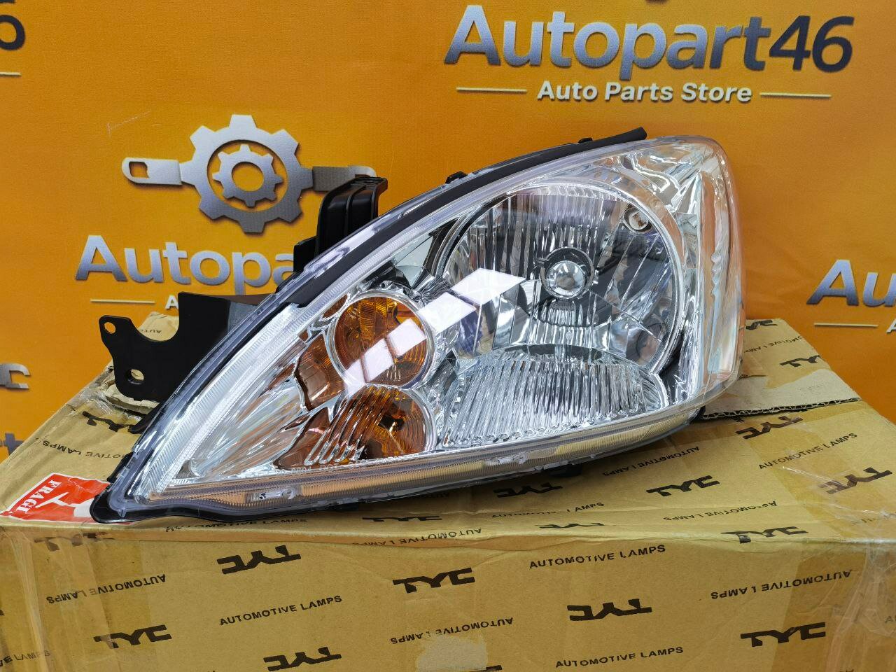 Левая фара митсубиси ланцер 9 MITSUBISHI LANCER 9 хром электрокорректор TYC