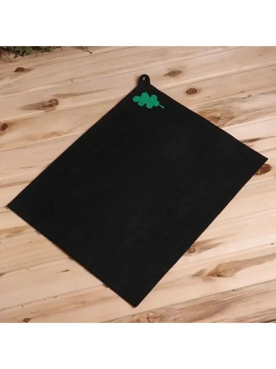 Коврик для бани 50х40 см с аппликацией "Дубовый лист" черный