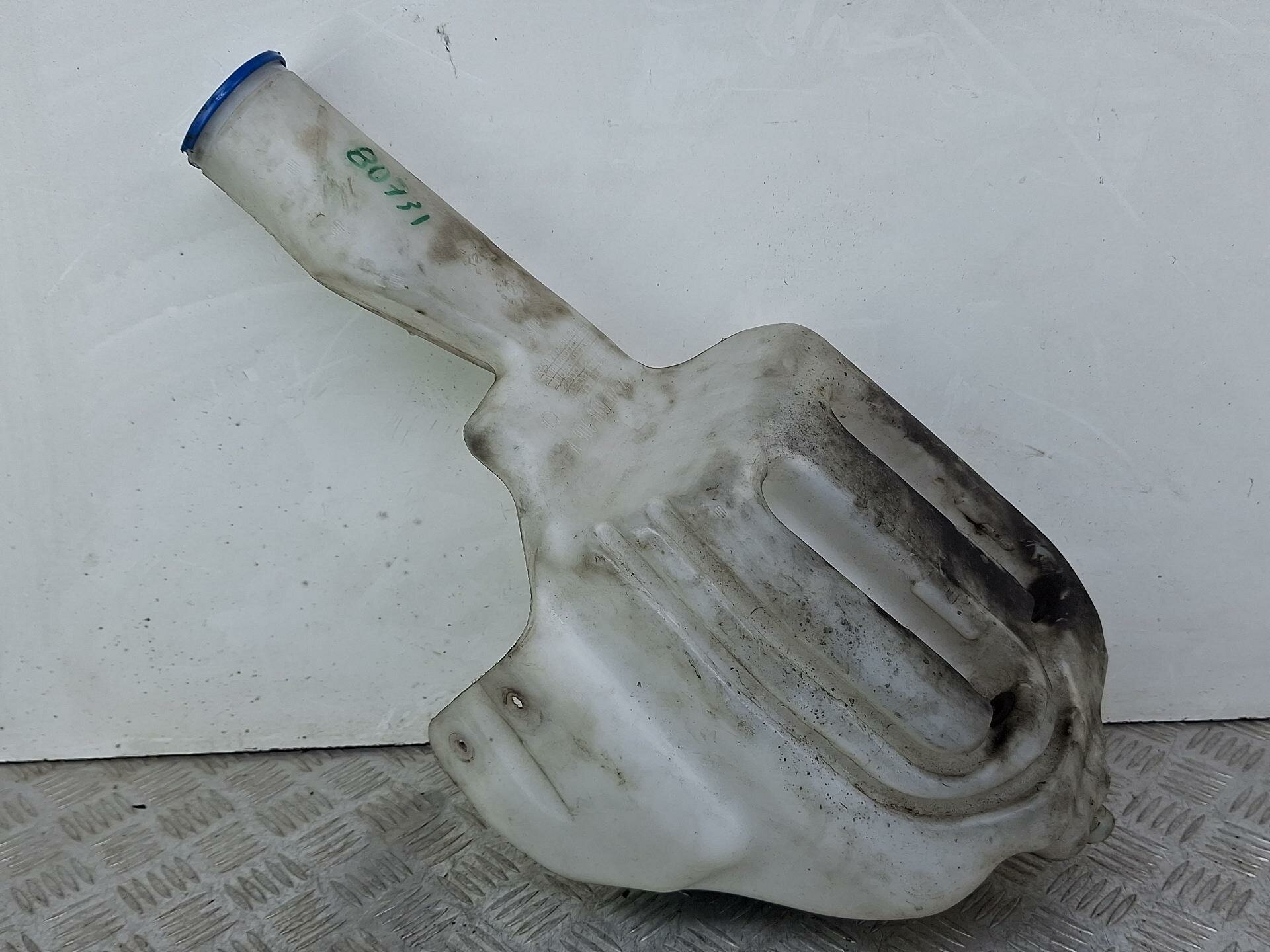 Бачок омывателя Mercedes-Benz Sprinter W906 (2006 - 2014) A9068690220