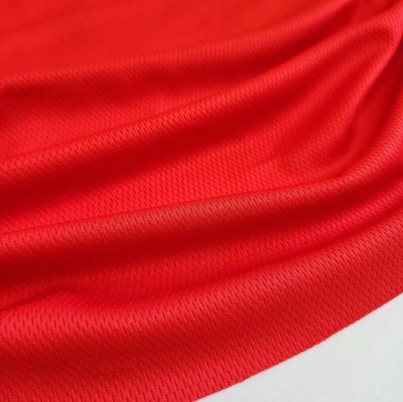 Сетка ложная 160г, 100% п/э. Цвет красный. Готовый отрез 10*1,5м