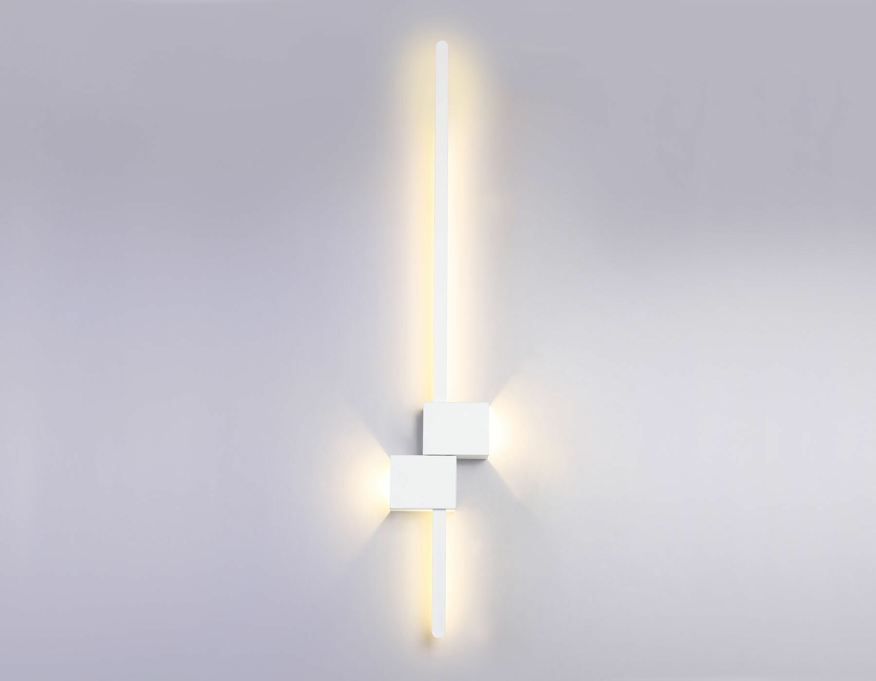 Настенный светодиодный светильник LED 4200K 21W 922*150*80, белый песок