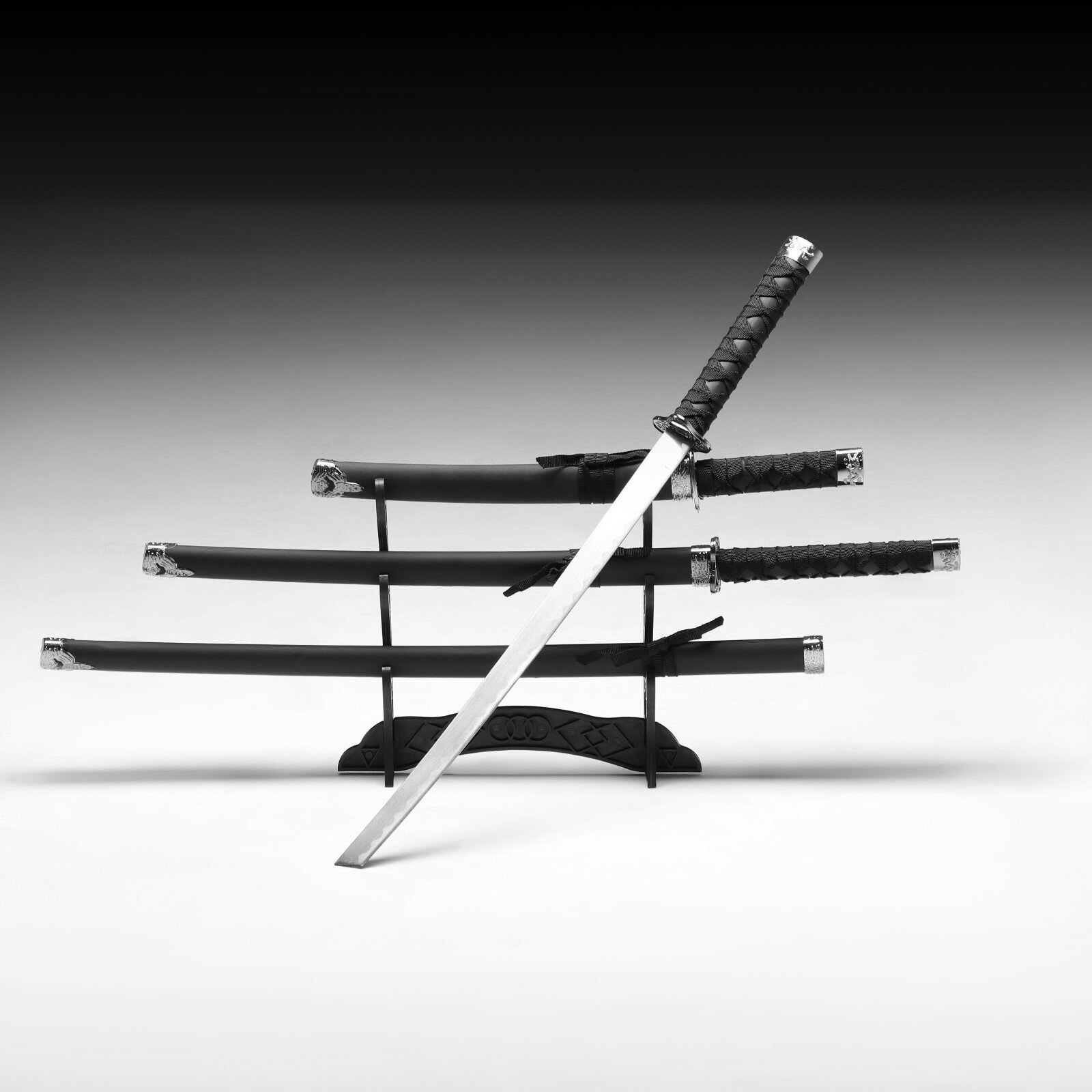 Макет оружия «Сувенирные катаны на подставке 3в1. Строгость», подарочный набор, ножны кожзам, матовая, чёрная, 47 см; 70 см; 89 см