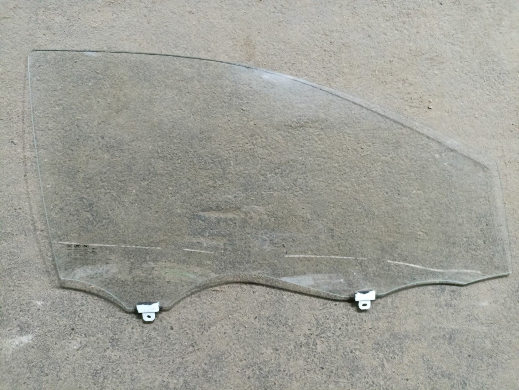 Стекло двери передней правой Lifan X50 [1.5 16V 5MT внедорожник] A6103120