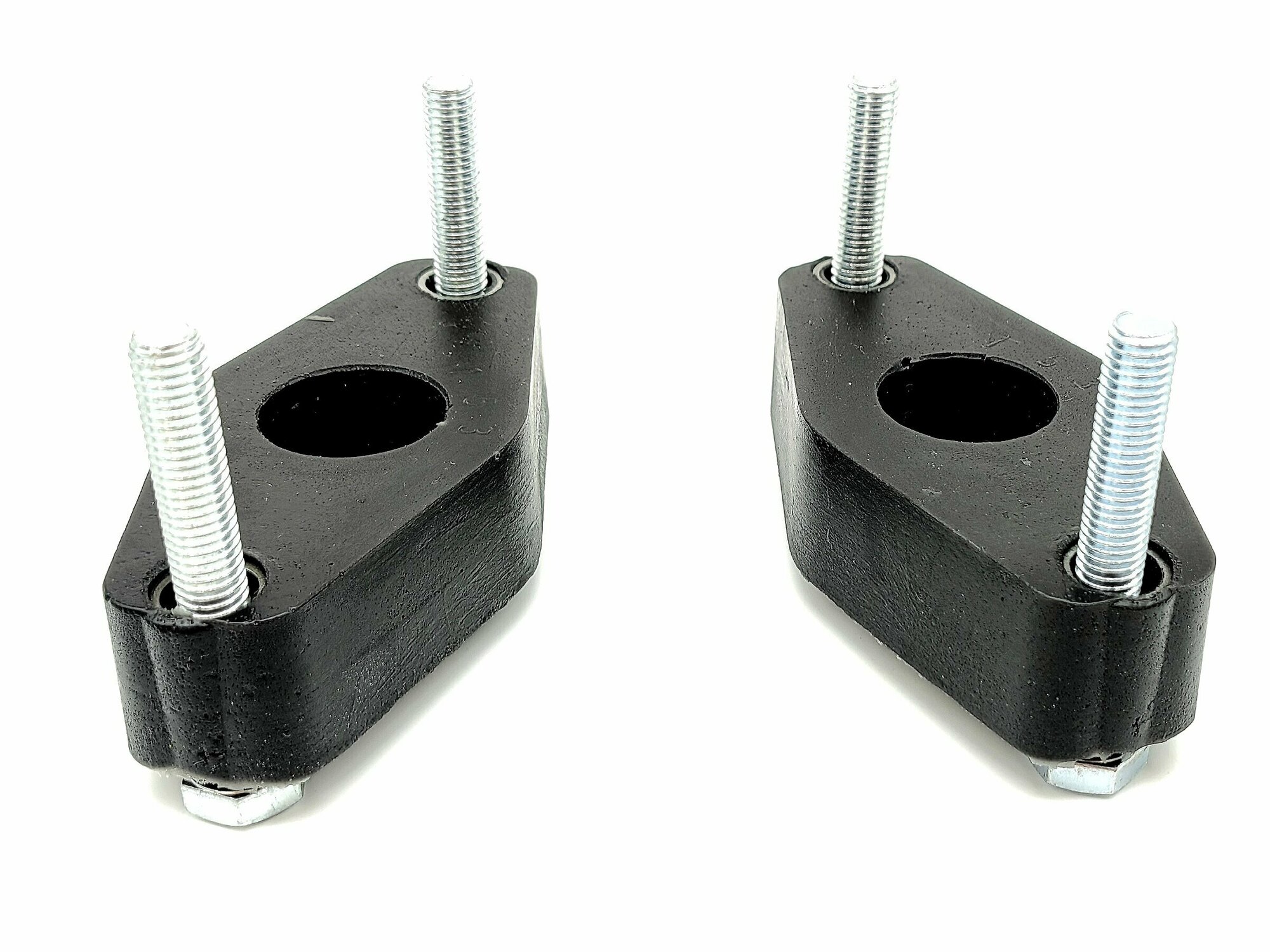 Проставки задних амортизаторов 20мм для Mazda 3 BK 2003-2009, полиуретан, в комплекте 2шт / Автопроставка