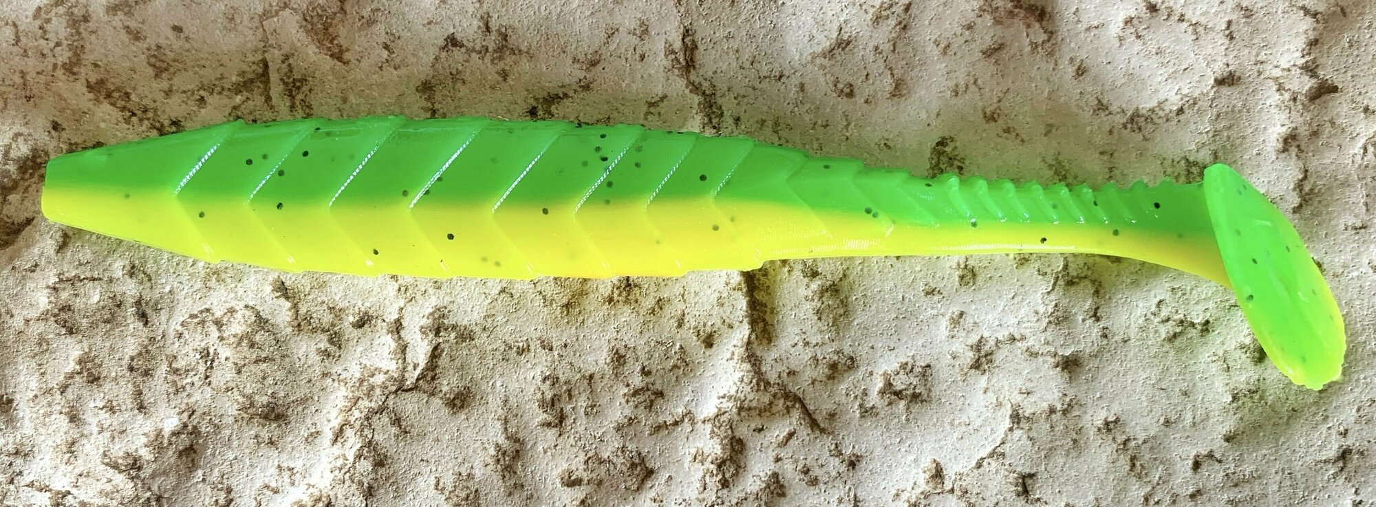 Мягкая силиконовая приманка Pike Minnow 20см; 1шт; Светло-зеленый/Green Lime (UV)