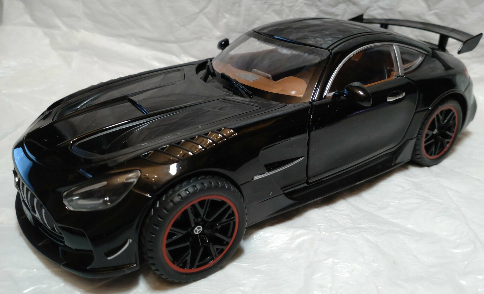 1:18 Коллекционная Модель спортивного автомобиля Mercedes-Benz GT AMG (27 см ) свет/звук .