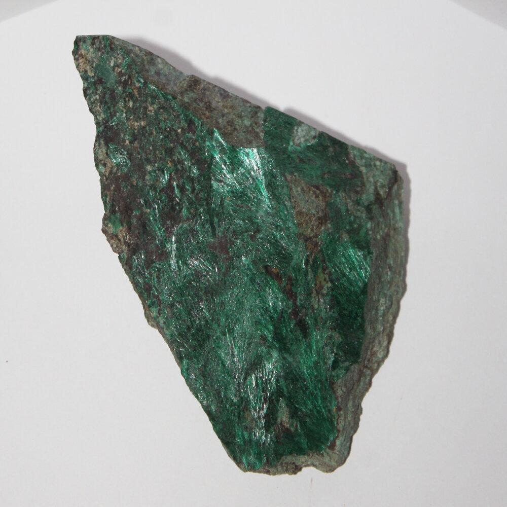 Малахит лучистый, малахит плисовый, Демидовский малахит, коллекционный образец "True Stones"