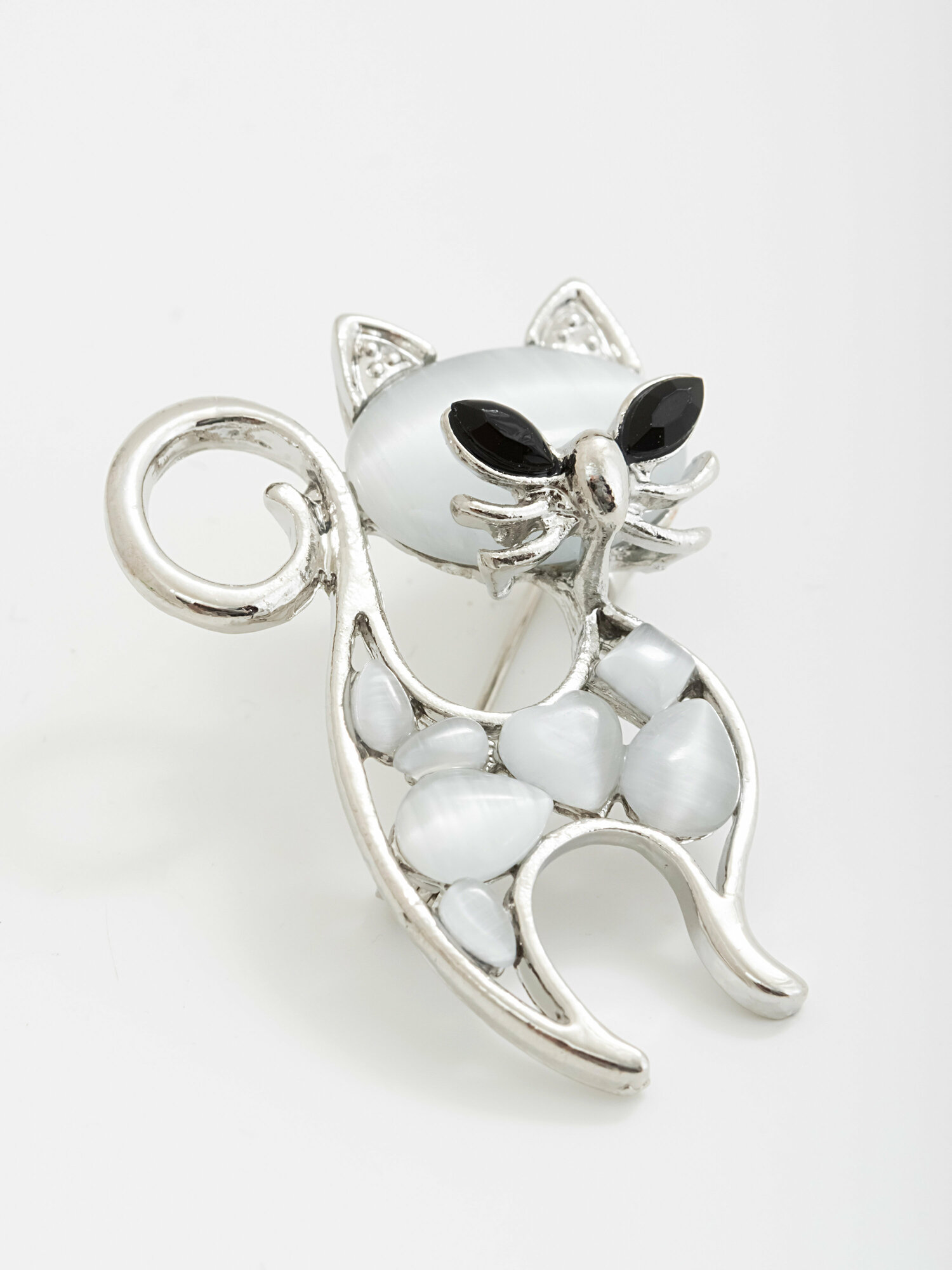 Брошь, кошачий глаз синтетический