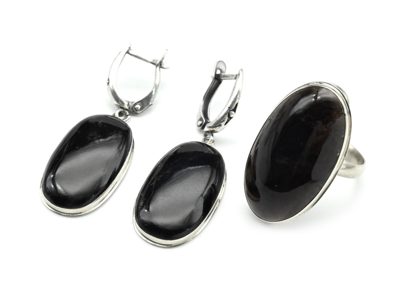 Комплект бижутерии: серьги, кольцо, морион