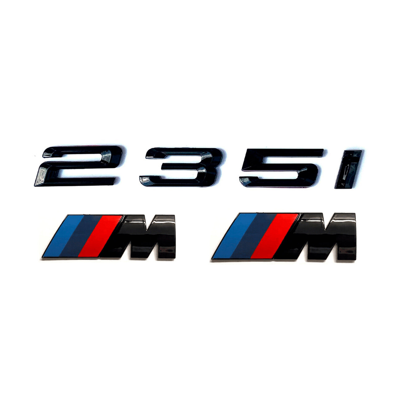 Комплект: шильдик на багажник 235 i для BMW 2 ой серии + 2 эмблемы на крыло M-performance черный глянец