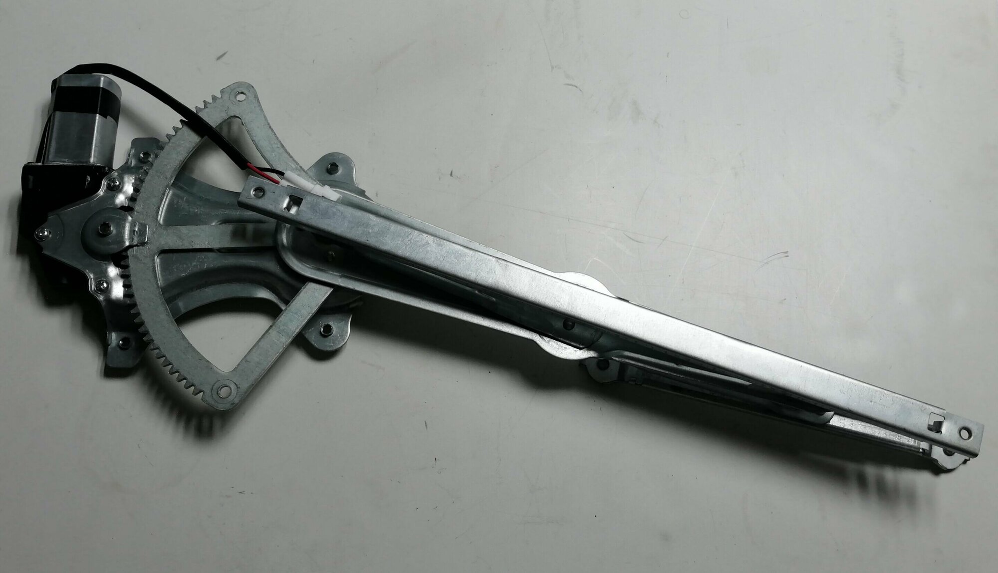 Стеклоподъемник передний левый Lifan X60 NEW (2016+) [1.8 16V 5MT внедорожник] S6104100