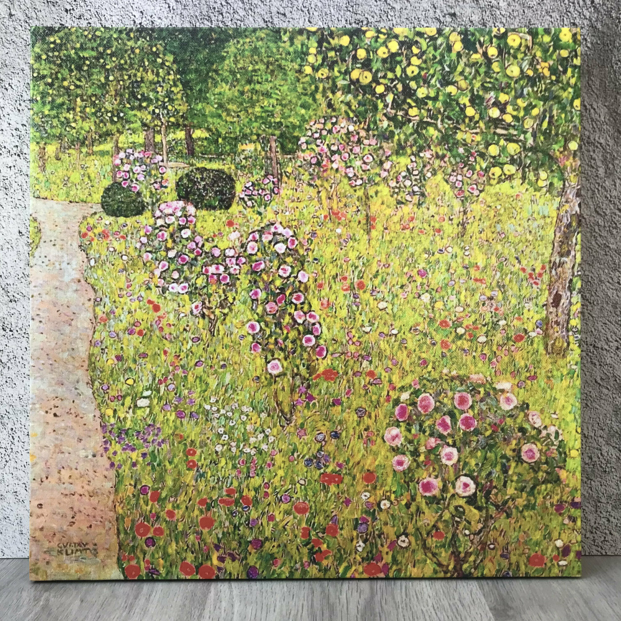 Картина на натуральном холсте (репродукция) "Фруктовый сад с розами" Густав Климт 40х40см/ картина для интерьера дома