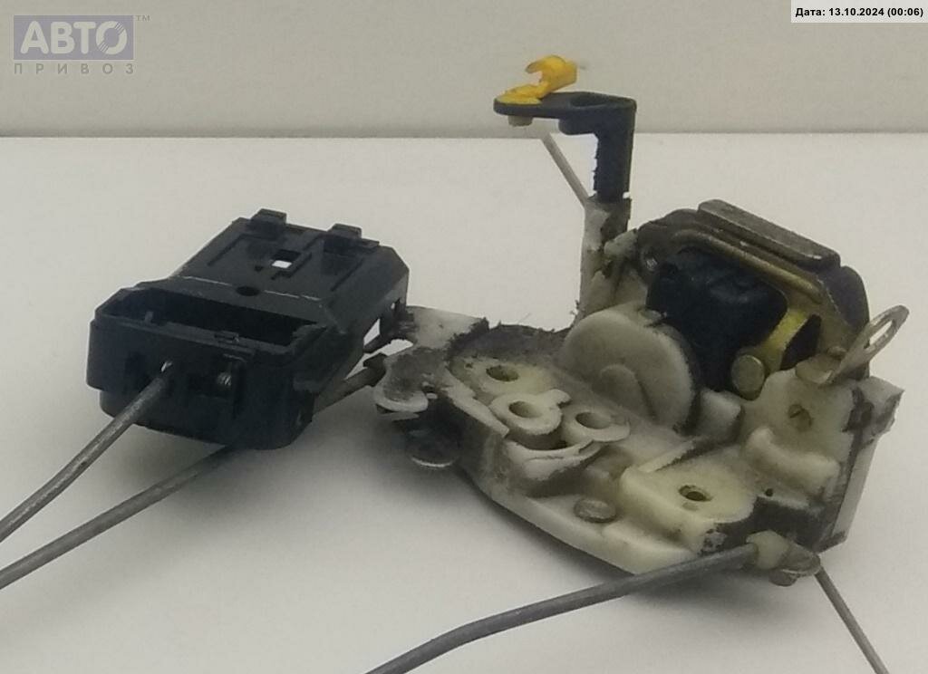 Замок двери передней правой Nissan Micra K11 (1992-2003)