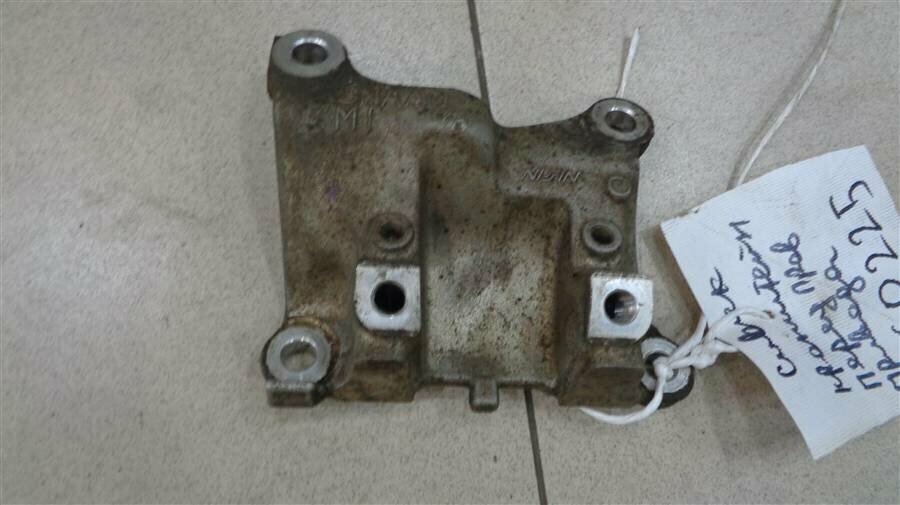 Кронштейн промежуточного вала привода от Honda Civic 4D 2005-2012