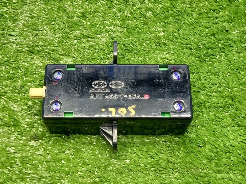 Антенна Hyundai Solaris 2 HCR 1.6 2019 96245H5000