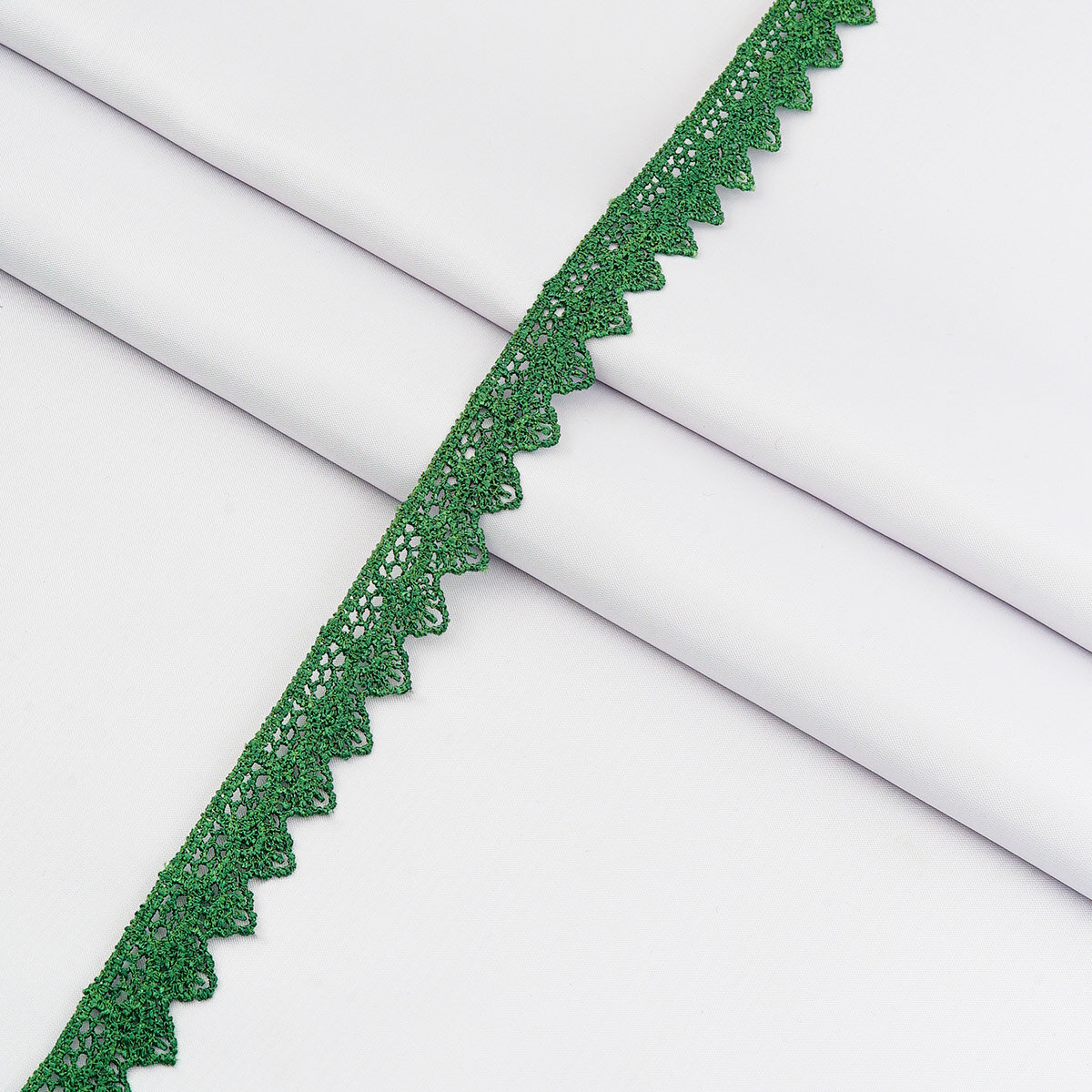 Кружево для рукоделия гипюр, ширина 2 см, длина 13,7 м, цвет зелёный, 1 штука