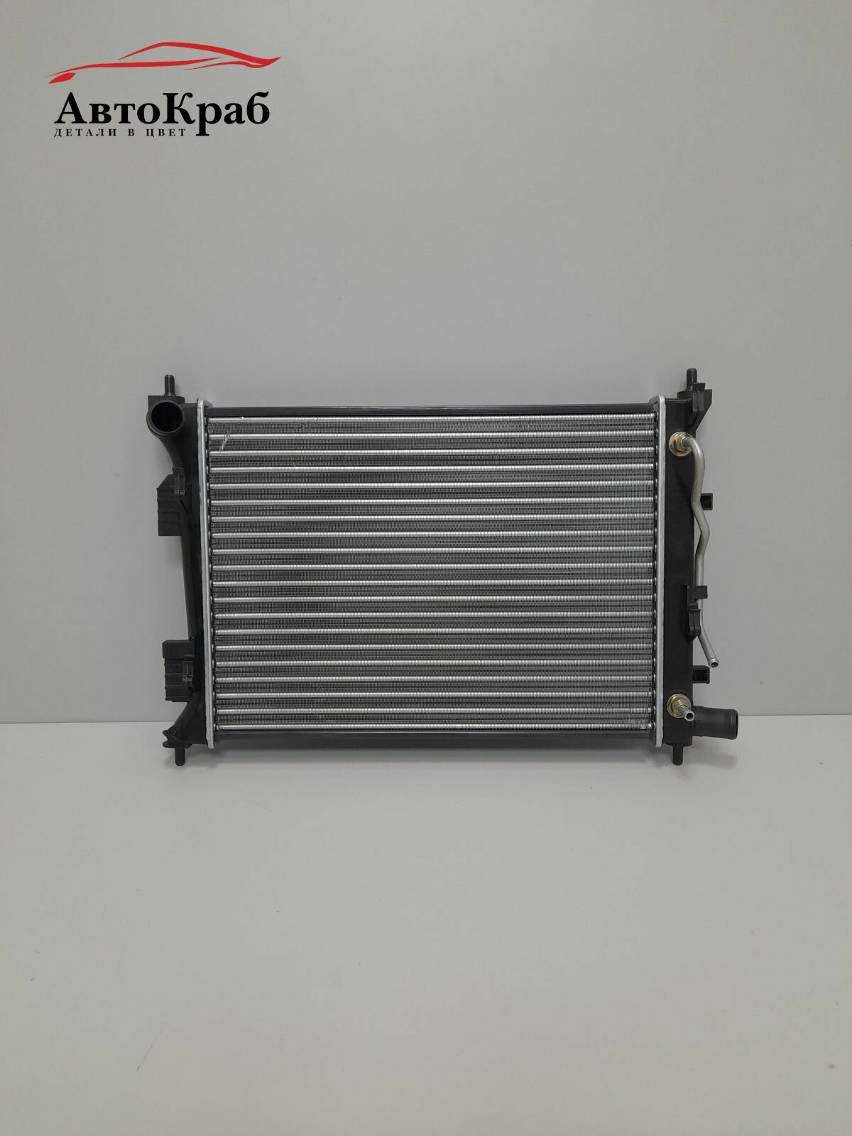 Радиатор охлаждения двигателя для Хендай Солярис 2010-2017 Киа Рио 3 2010-2017 ( 6 АКПП )
