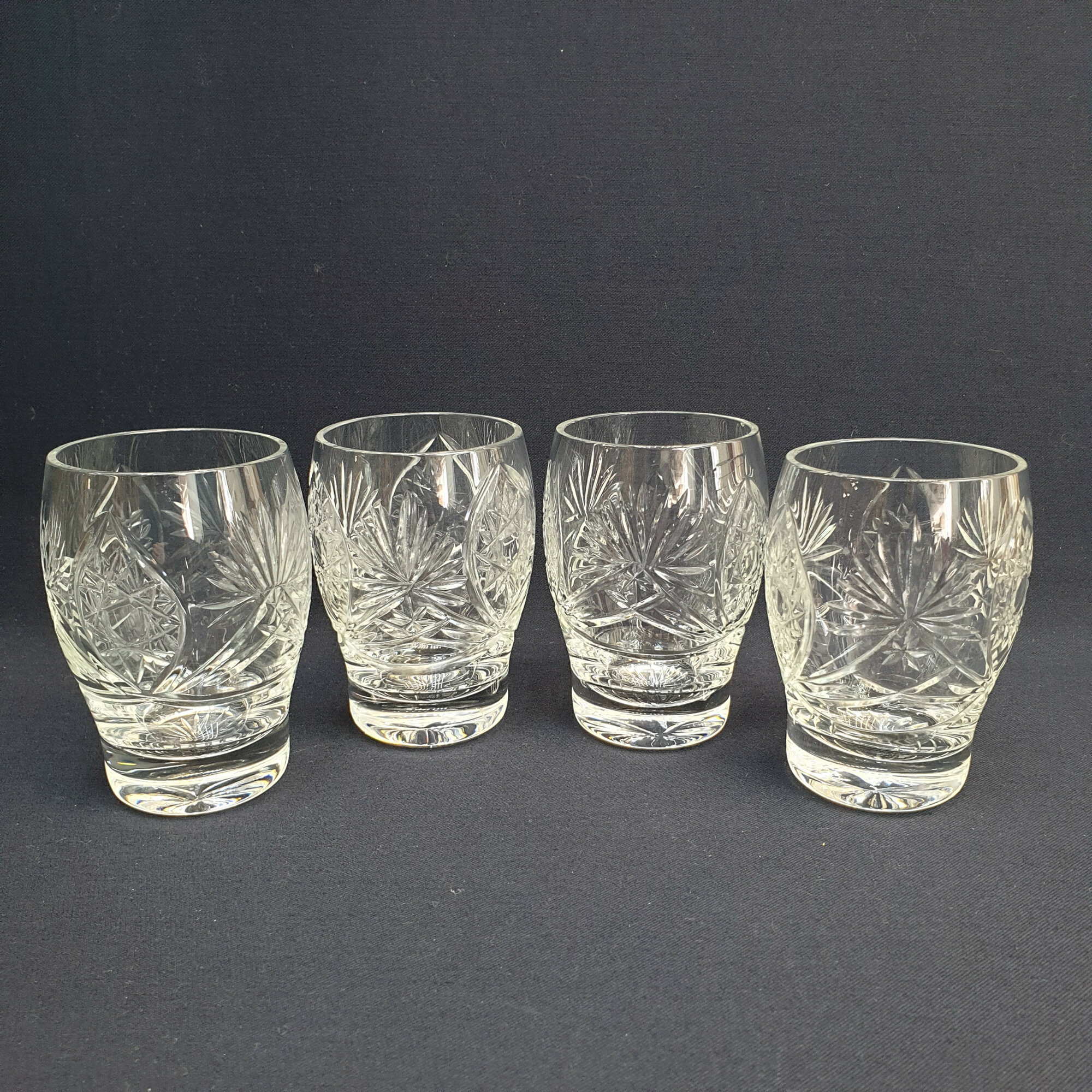 Набор стаканов 4 шт 200 мл, хрусталь, высота 9 см. Винтаж, СССР.