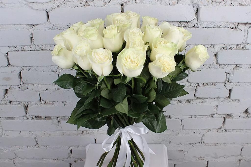 Букет 25 роз Мондиаль Эквадор