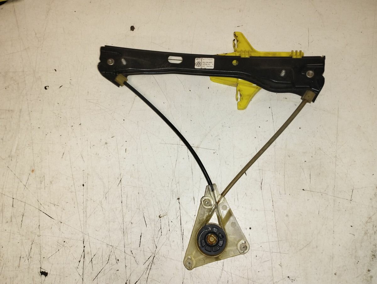 Стеклоподъемник электрический задний VW Polo 5