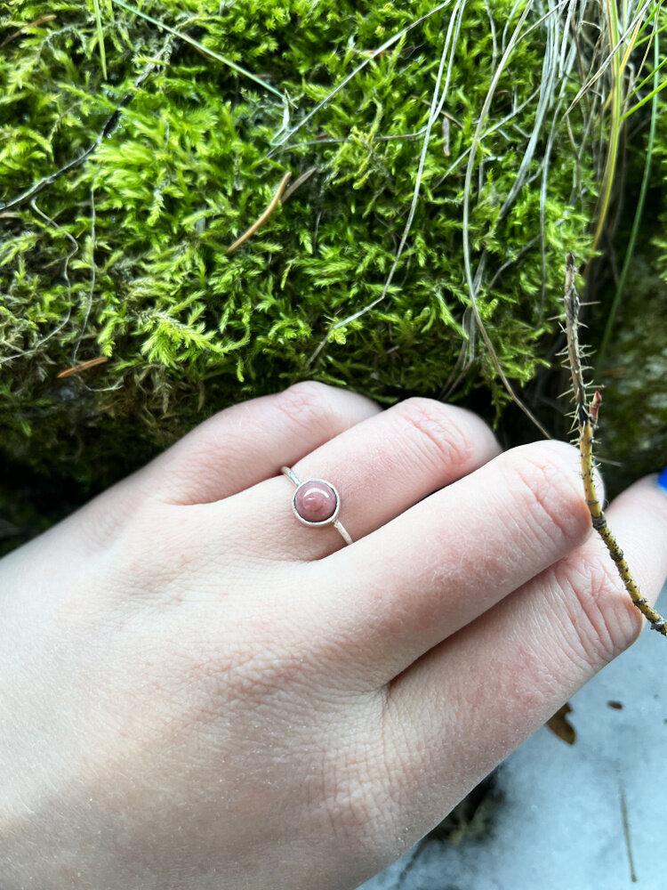 Кольцо, родонит