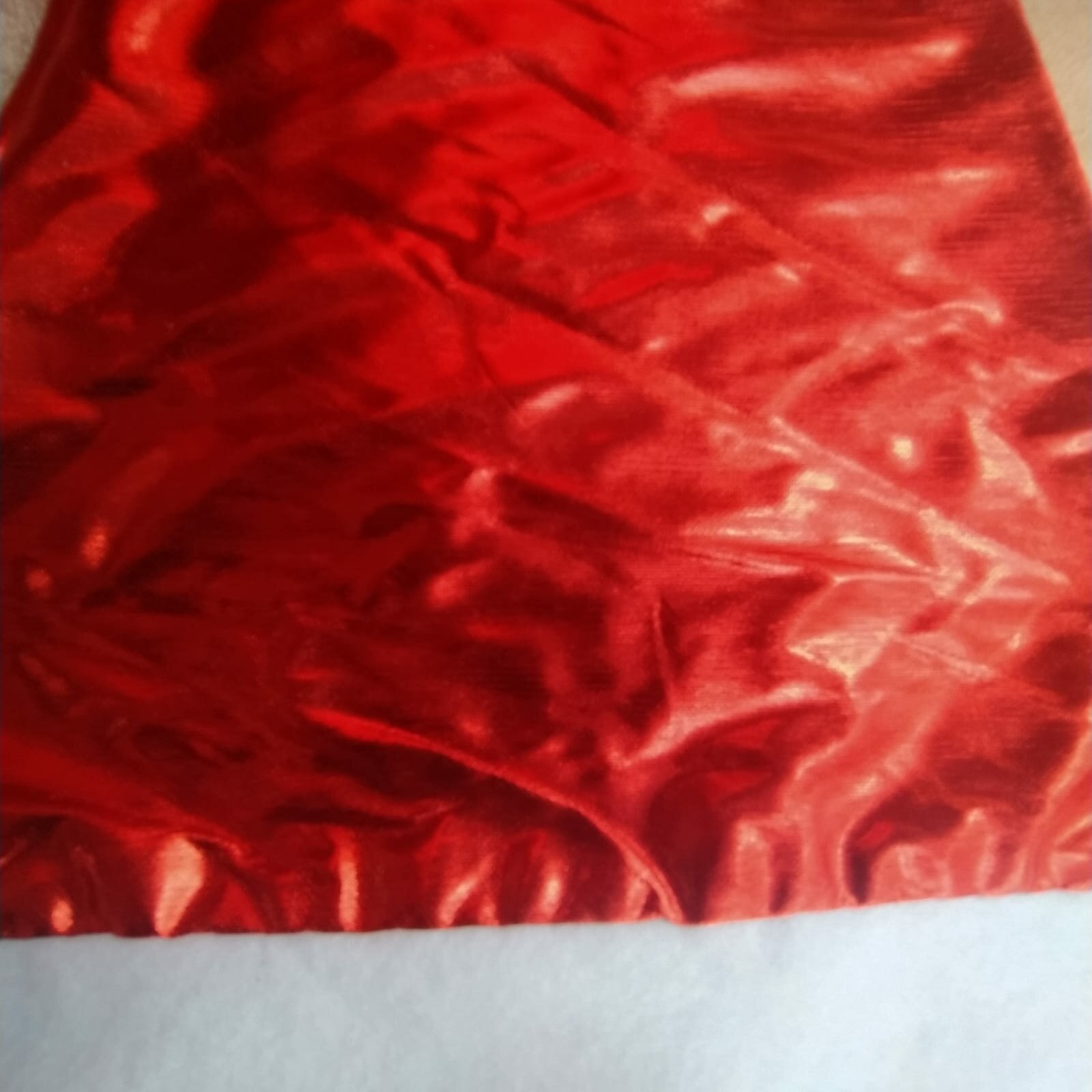 Колпак 40*27 см красный