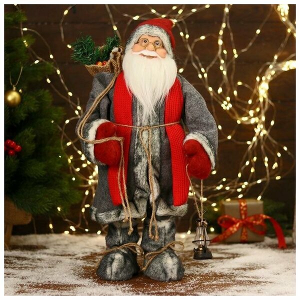 Дед Мороз "В красно-серой шубке и варежках" двигается, 17х45 см