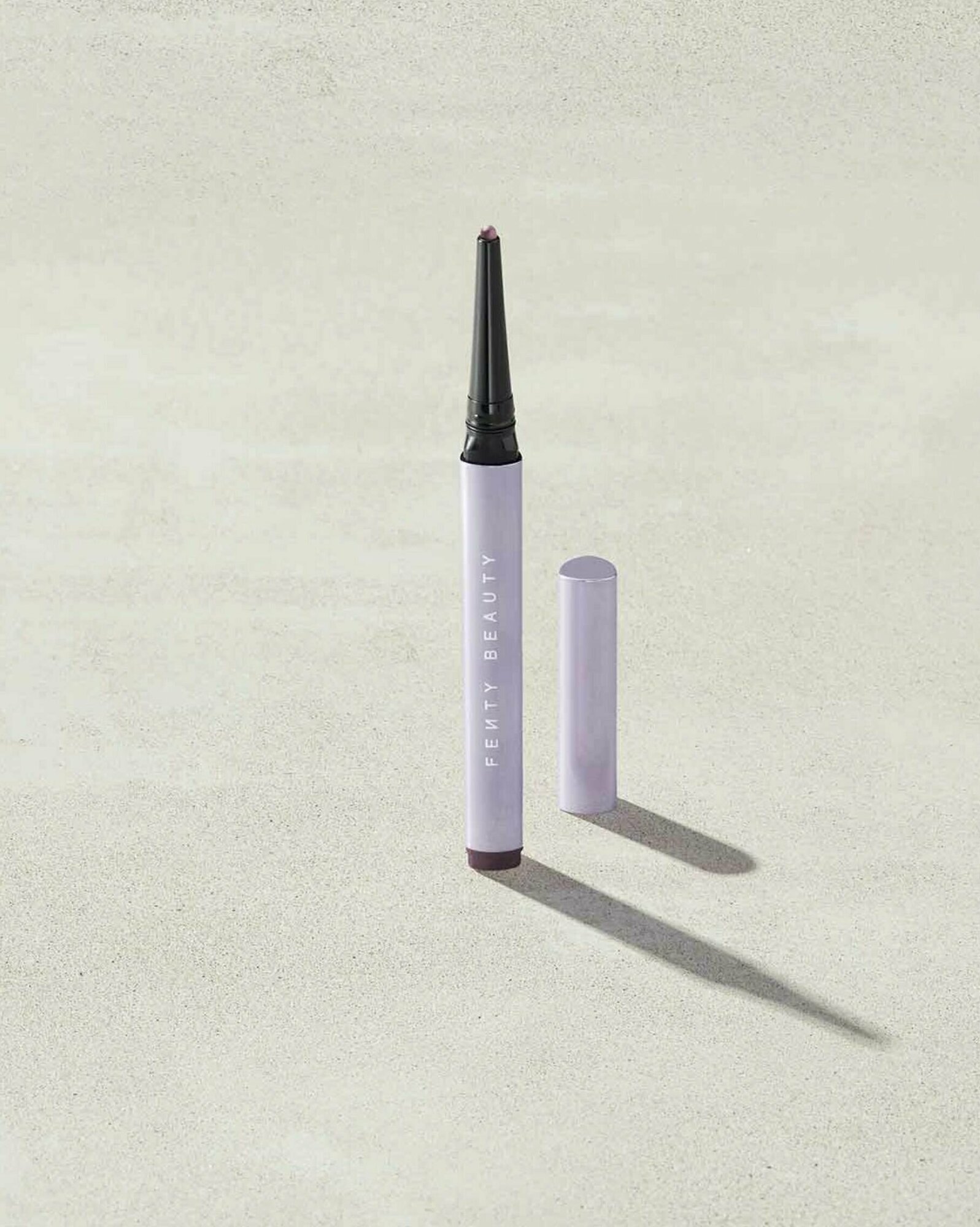 FENTY BEAUTY Стойкая подводка для глаз FLYPENCIL LONGWEAR PENCIL EYELINER (Purple Stuff)