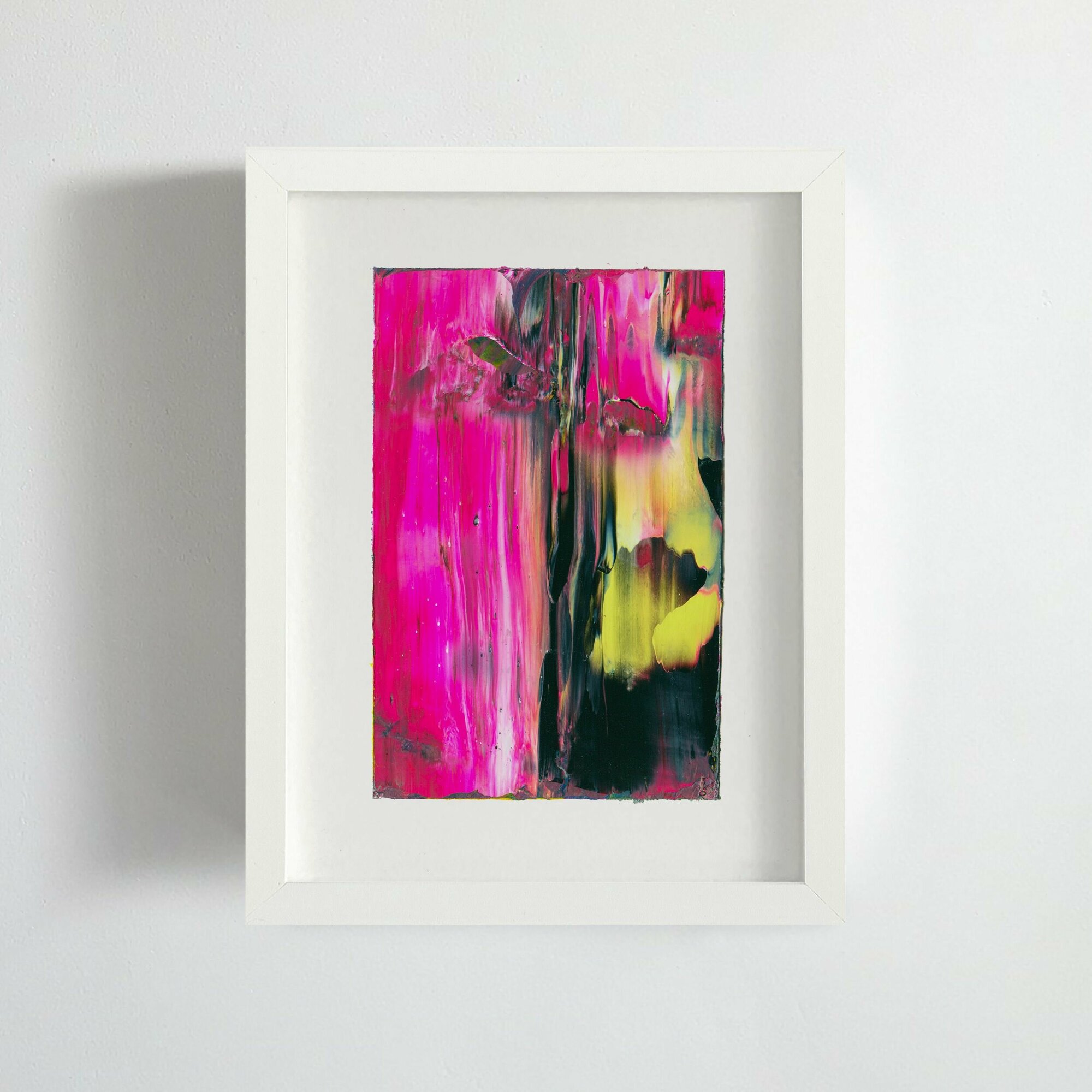 Авторская картина на бумаге «Пурпурное приведение», 22х17 см, арил на бескислотной бумаге, абстракция