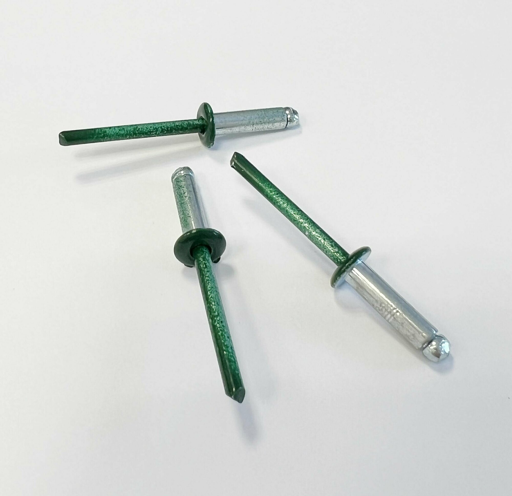 Комплект Заклепка вытяжная сталь 4.8*16 ral 6005, 20 ШТ.